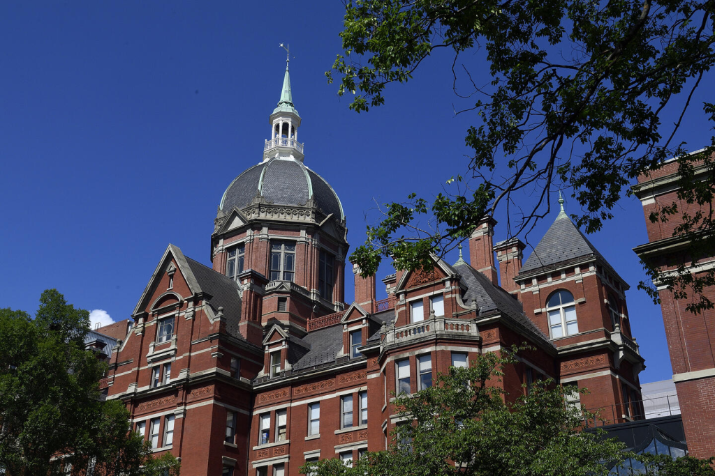 ‘U.S. News’ ranks Johns Hopkins among best hospitals for 2025-26 ...